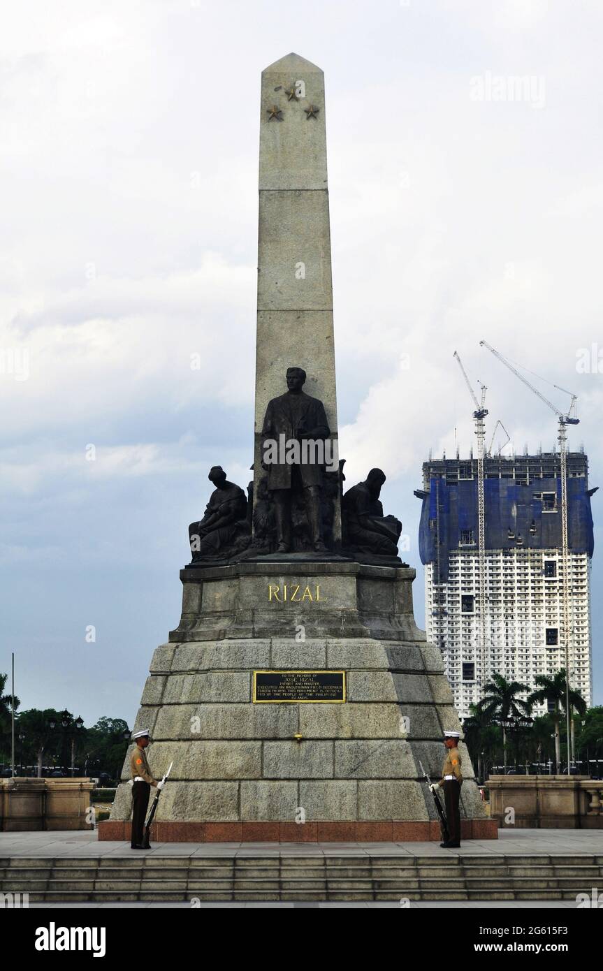 La statua di Rizal o il monumento nazionale del Dr. Jose Rizal nel ...