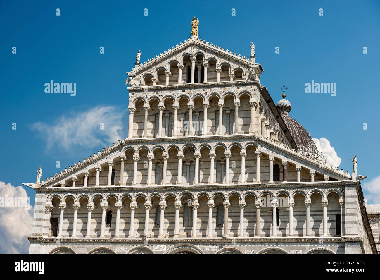 Facciata principale del Duomo di Pisa (Duomo di Santa Maria Assunta ...