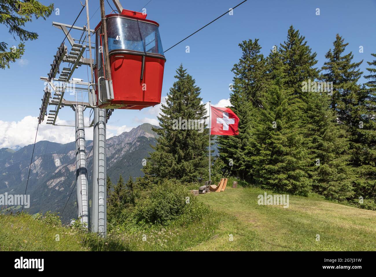 Ferrovia di montagna estiva svizzera immagini e fotografie stock ad ...
