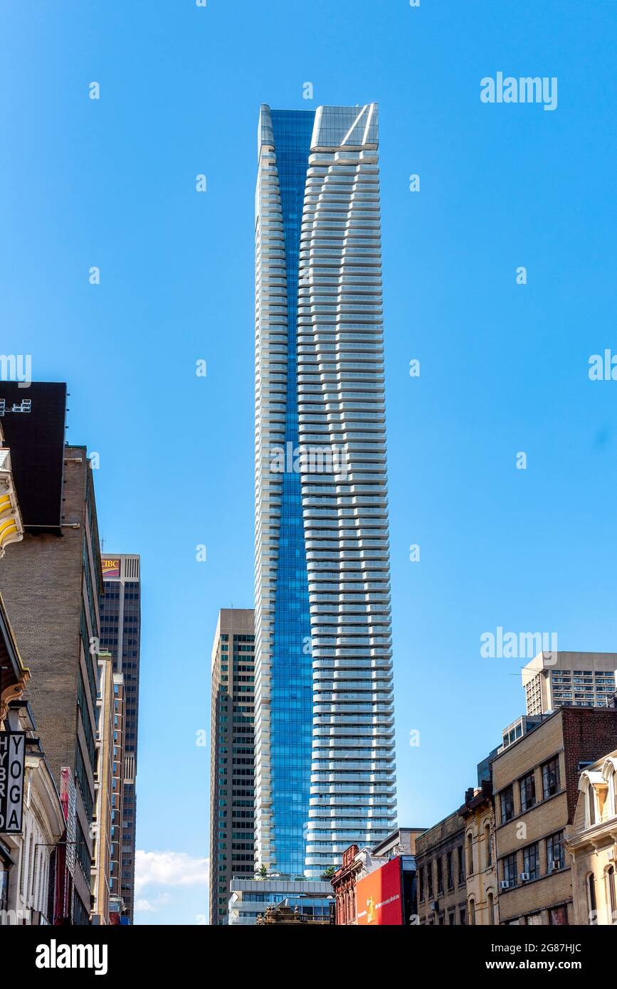 Condo tower immagini e fotografie stock ad alta risoluzione - Alamy