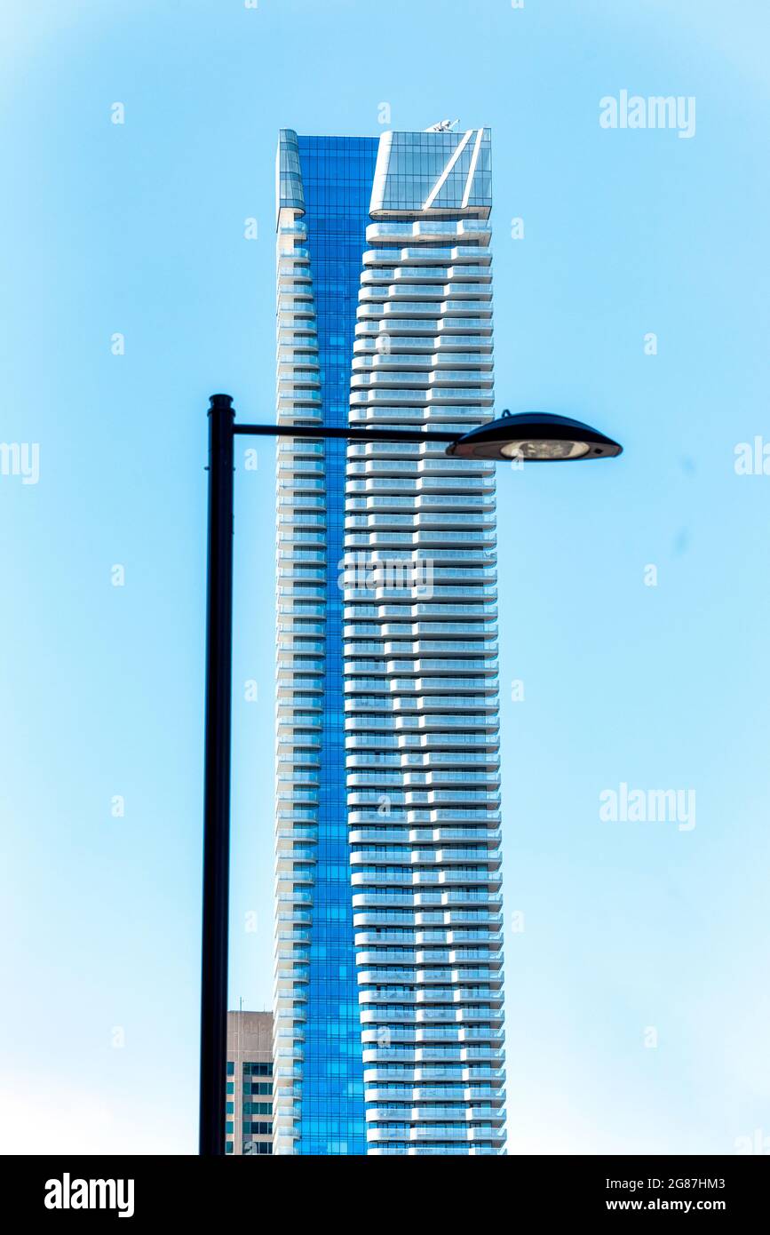 Condo tower immagini e fotografie stock ad alta risoluzione - Alamy