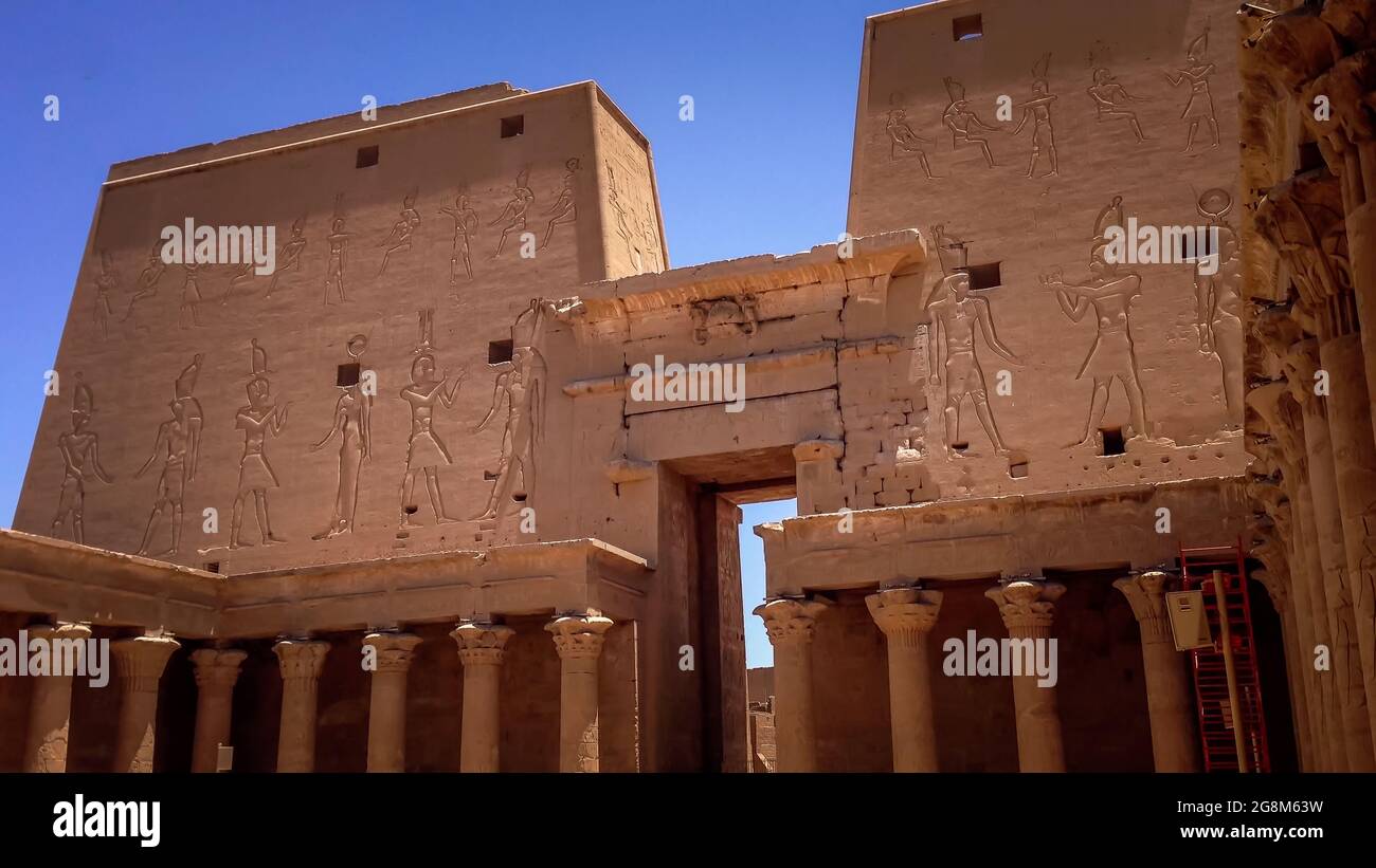 Complesso del tempio di edfu immagini e fotografie stock ad alta ...