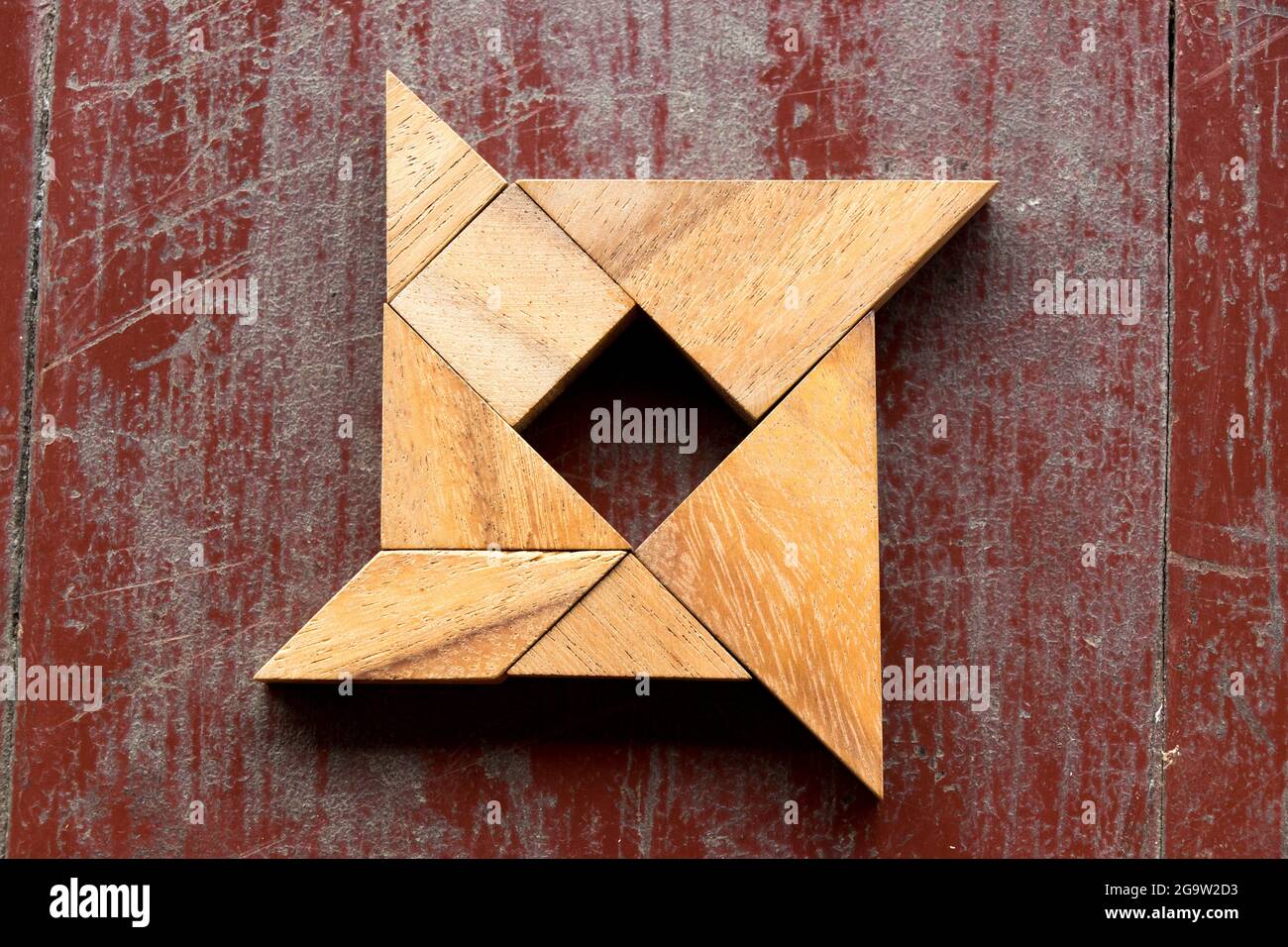 Ninja star shuriken throwing weapon immagini e fotografie stock ad alta ...