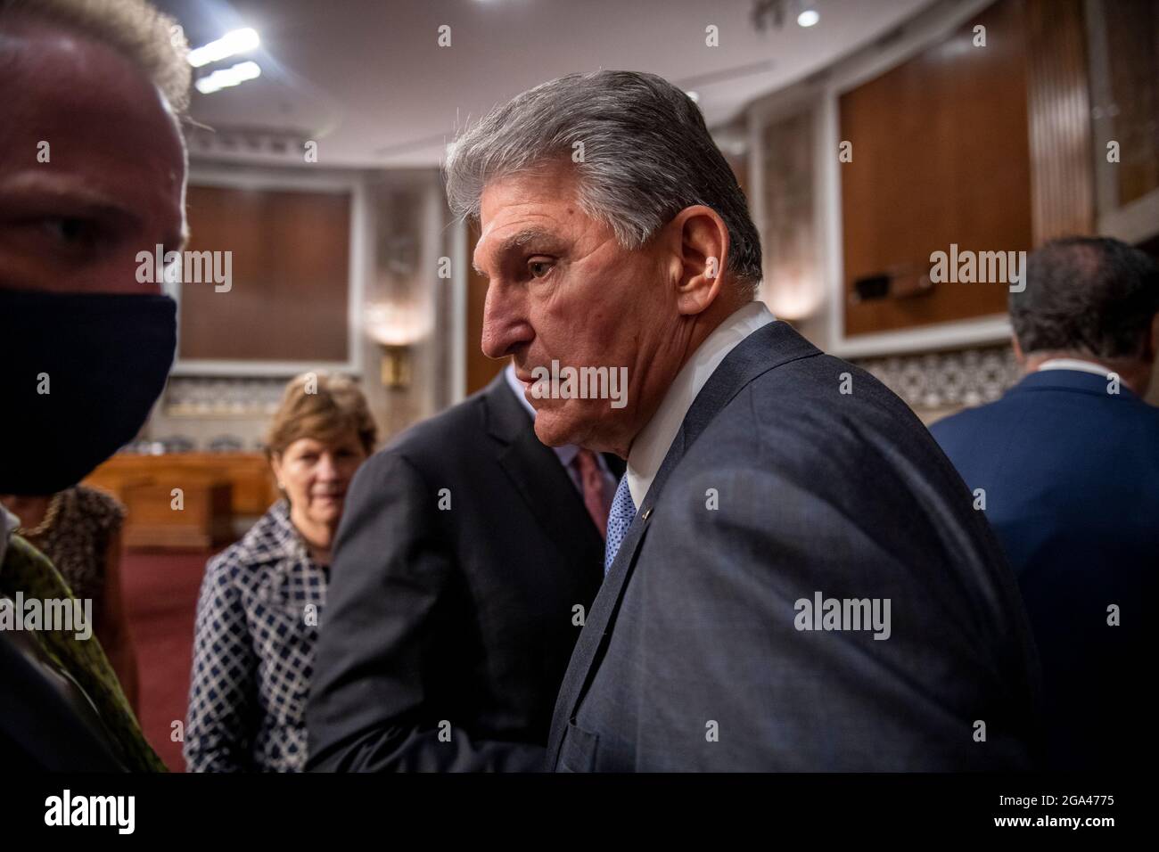 Senatore degli stati uniti kyrsten sinema democratico dell'arizona ...