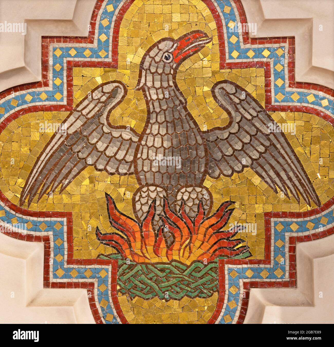 VIENNA, AUSTIRA - JUNI 24, 2021: La Fenice simbolo di Gesù Cristo morte ...