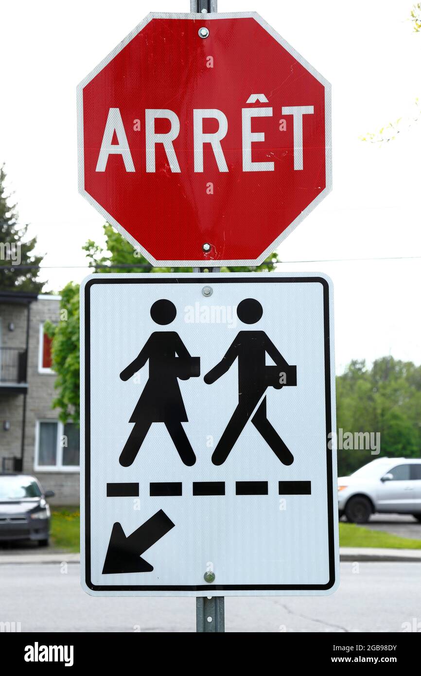 Segnale di stop di quebec immagini e fotografie stock ad alta ...