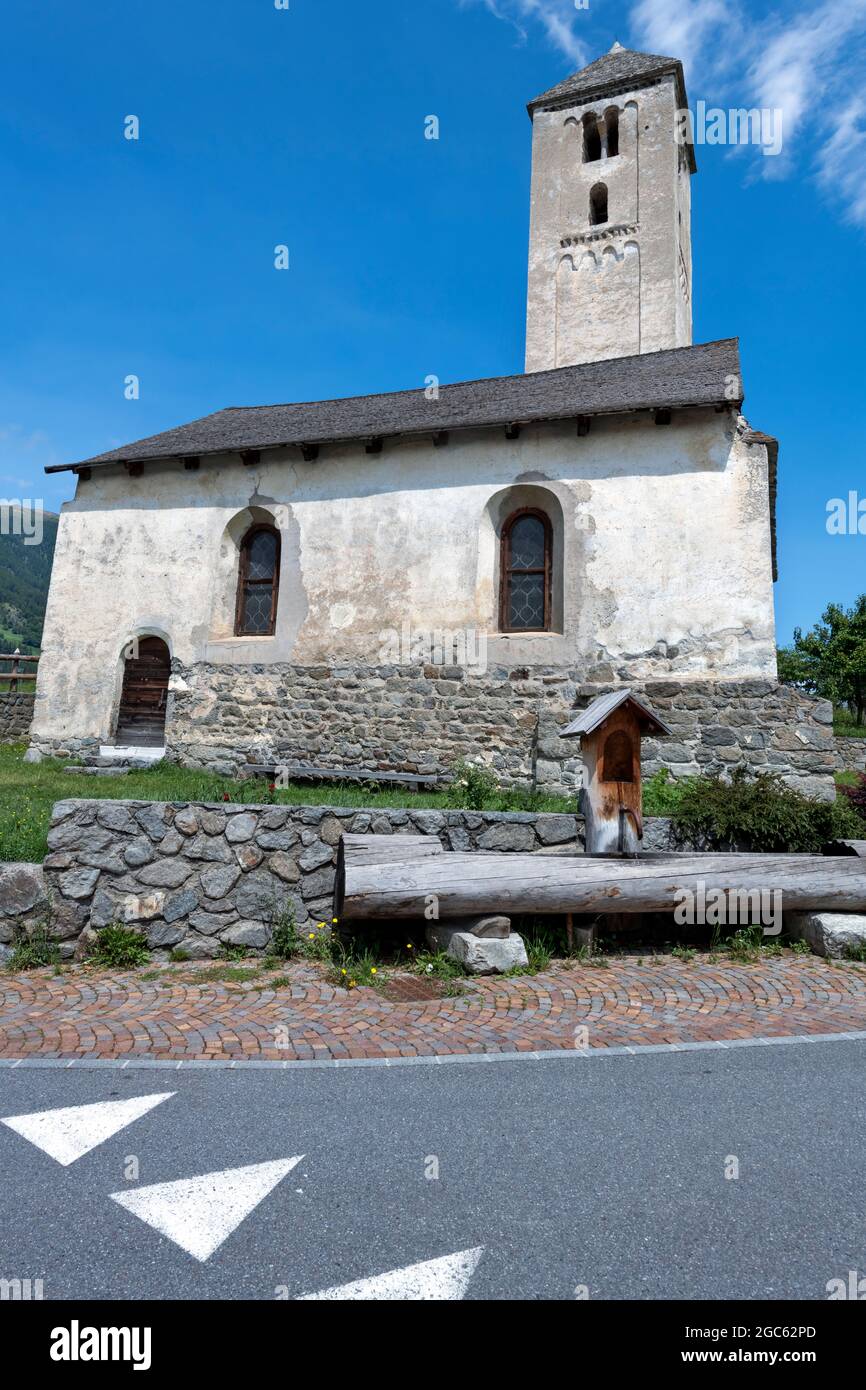 Chiese antiche immagini e fotografie stock ad alta risoluzione - Alamy