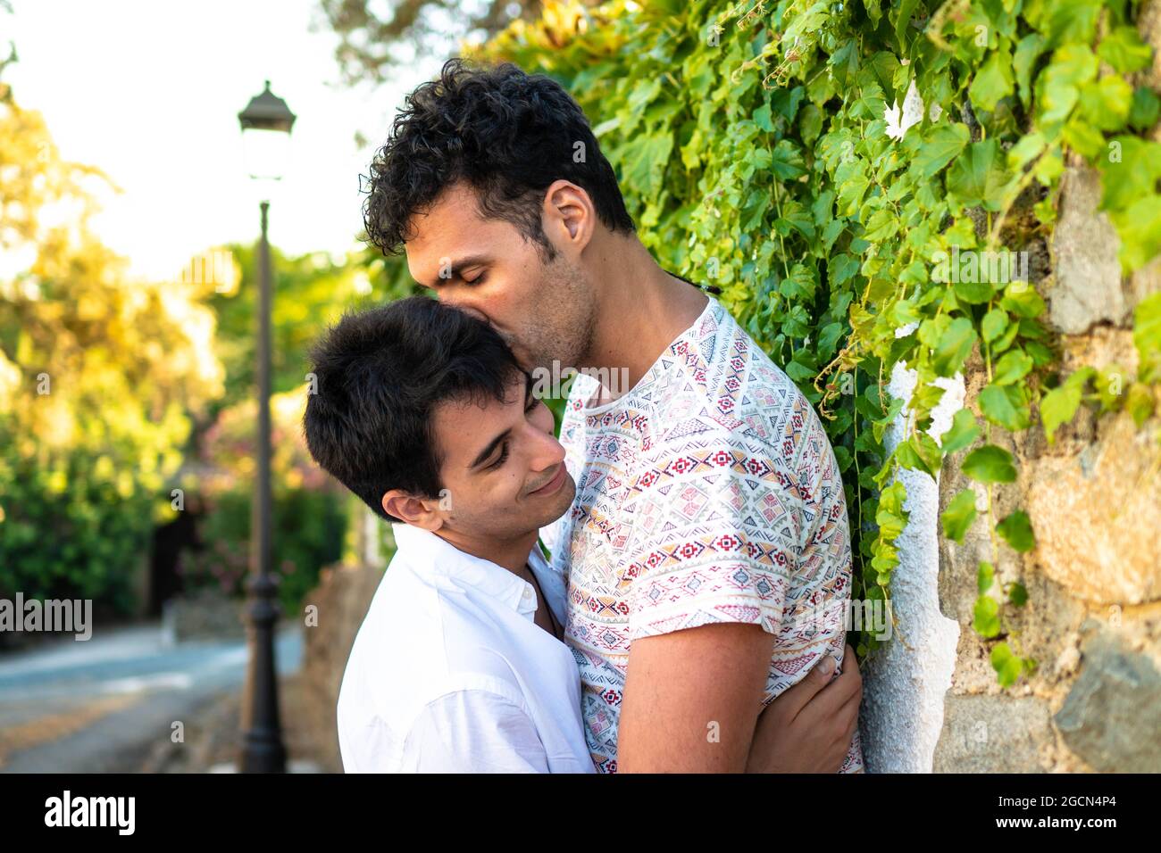 Gay boy immagini e fotografie stock ad alta risoluzione - Alamy