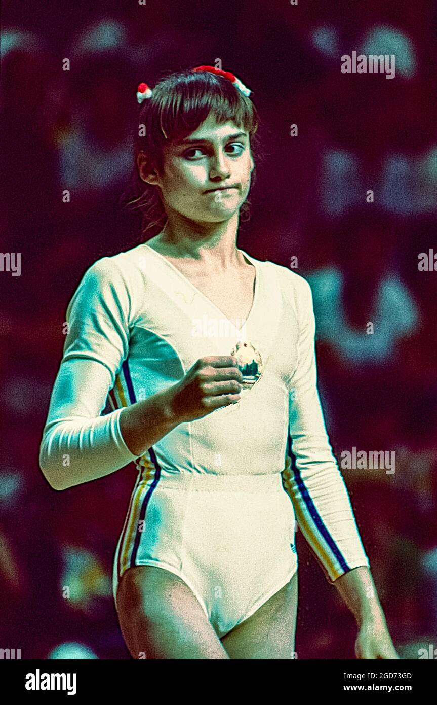 Nadia comaneci montreal immagini e fotografie stock ad alta risoluzione ...