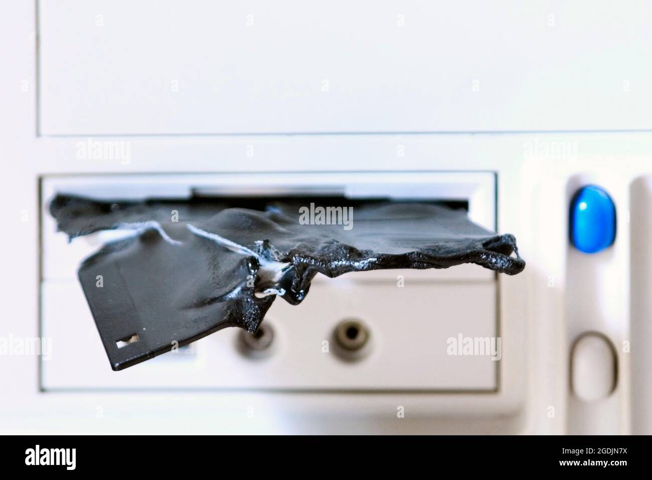 Disco rotto immagini e fotografie stock ad alta risoluzione - Alamy