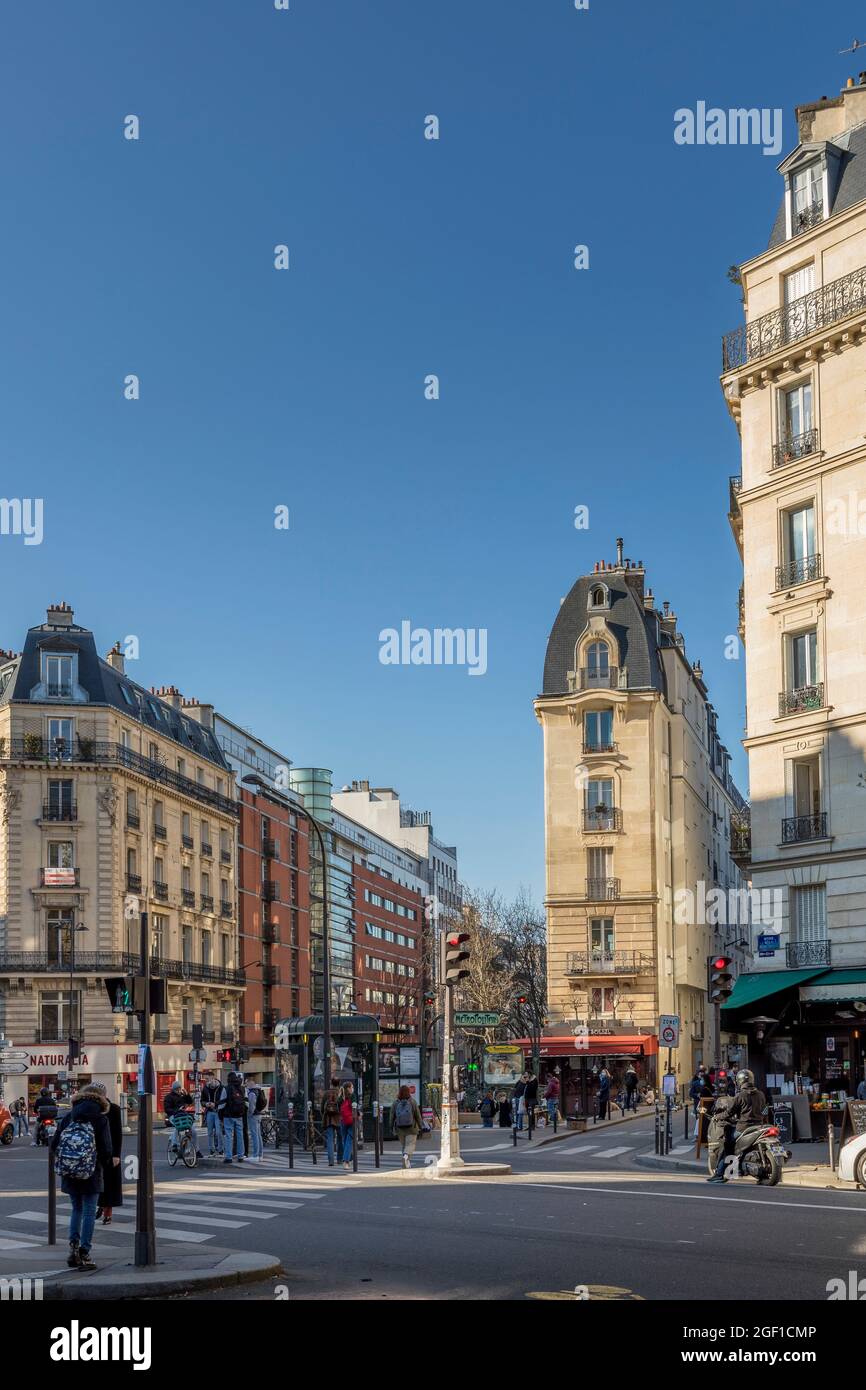 Edificio in stile haussmanniano immagini e fotografie stock ad alta ...