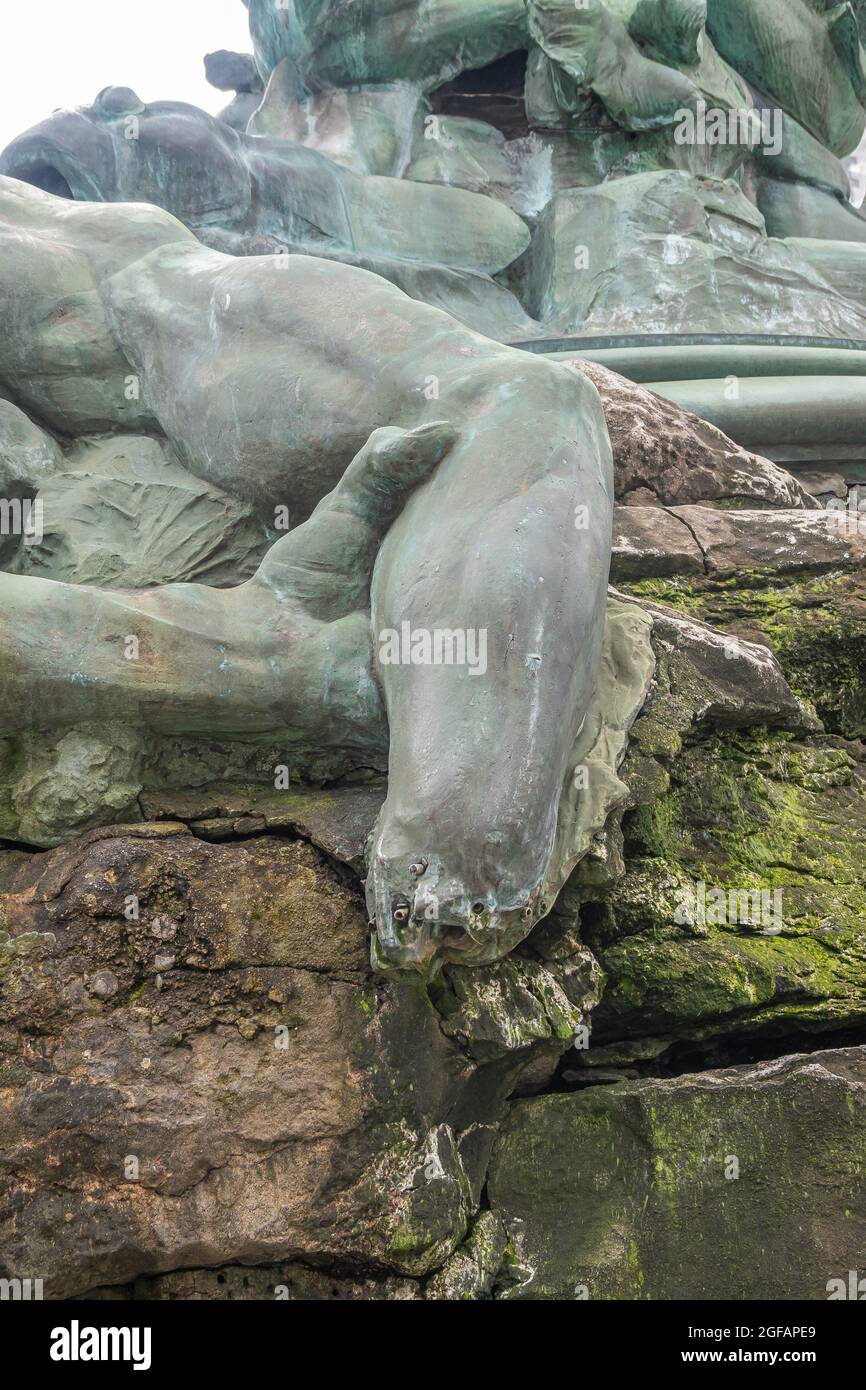 Antigoon gigante immagini e fotografie stock ad alta risoluzione - Alamy