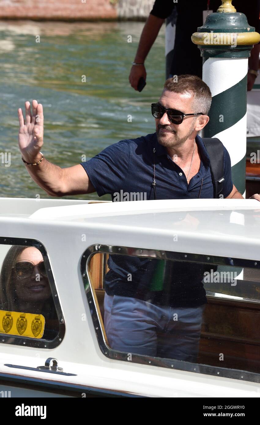 Banderas 2021 immagini e fotografie stock ad alta risoluzione - Alamy