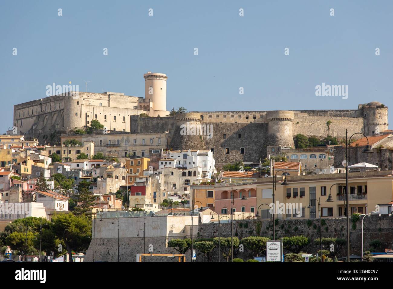 Gaeta castello immagini e fotografie stock ad alta risoluzione - Alamy