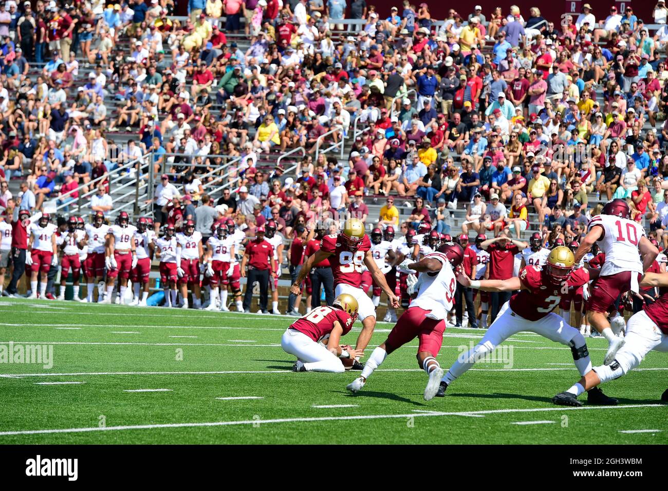 Sabato 4 settembre 2021: Boston College Eagles Place kicker Danny ...