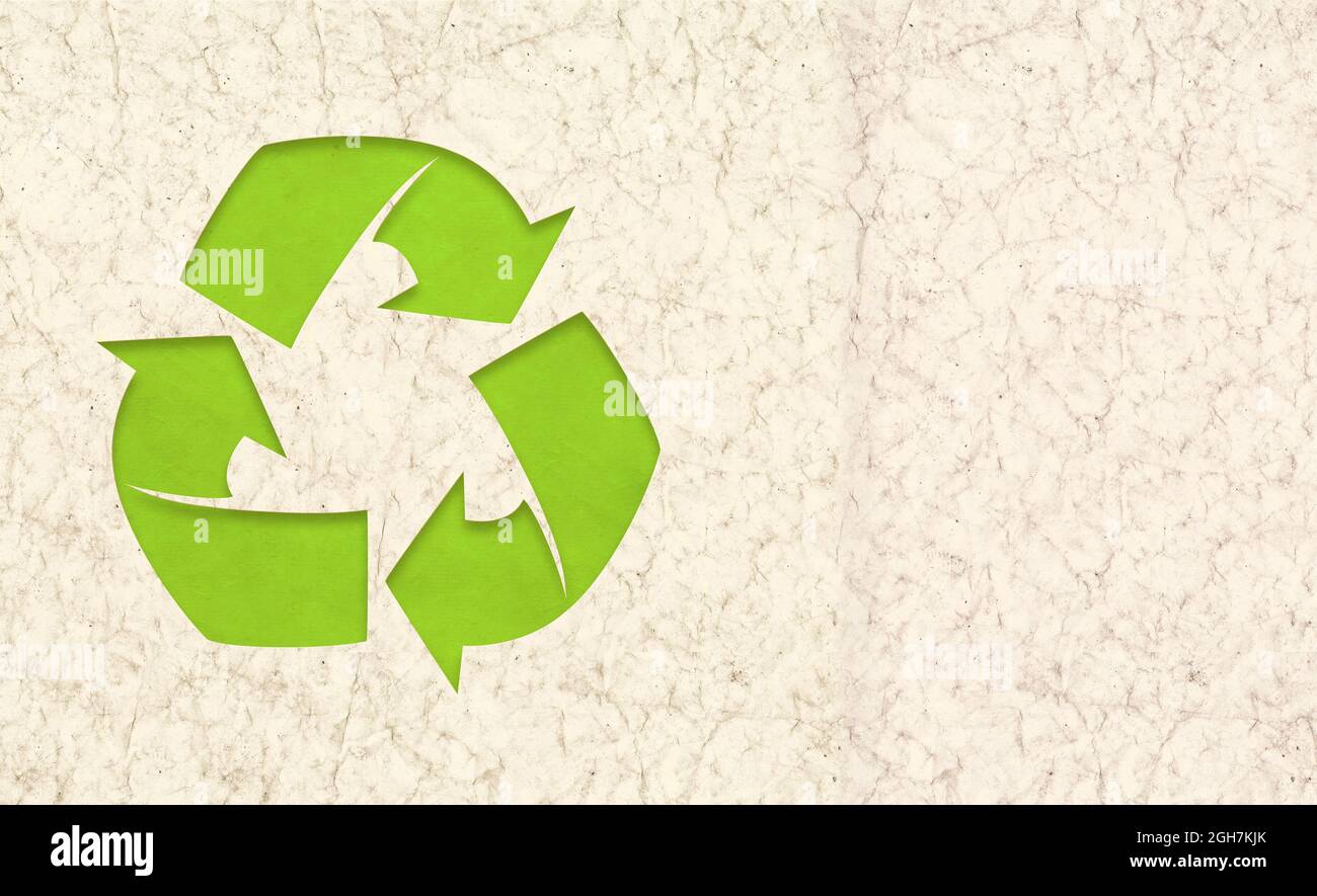 Simbolo di riciclo delle frecce sulla struttura di cartone a strisce ...