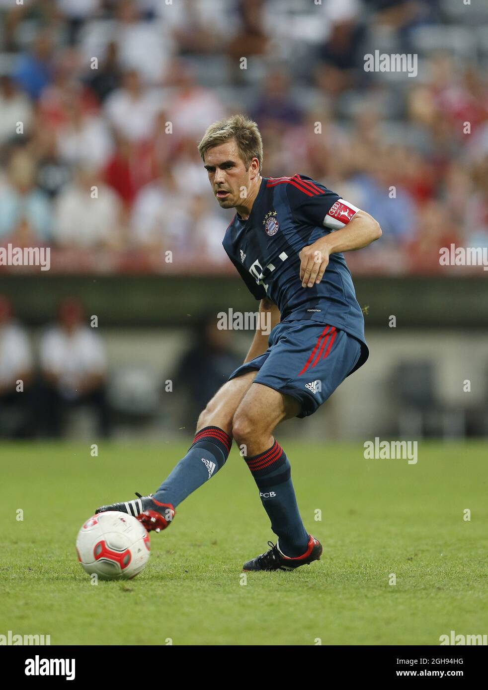 Bayern munichs philipp lahm immagini e fotografie stock ad alta ...