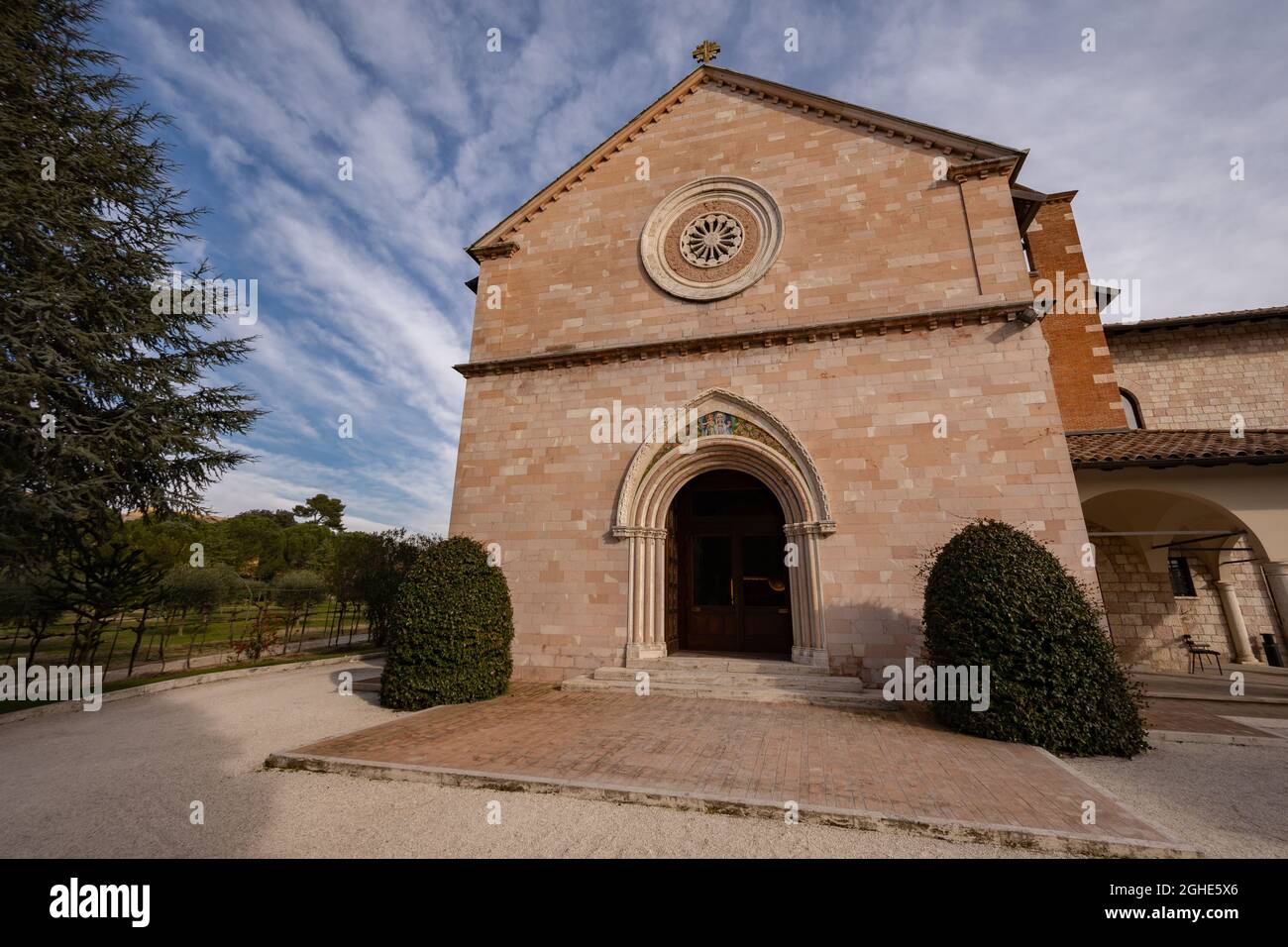 Assisi, nostra Signora delle Rose. Una vera oasi di pace che confina ...