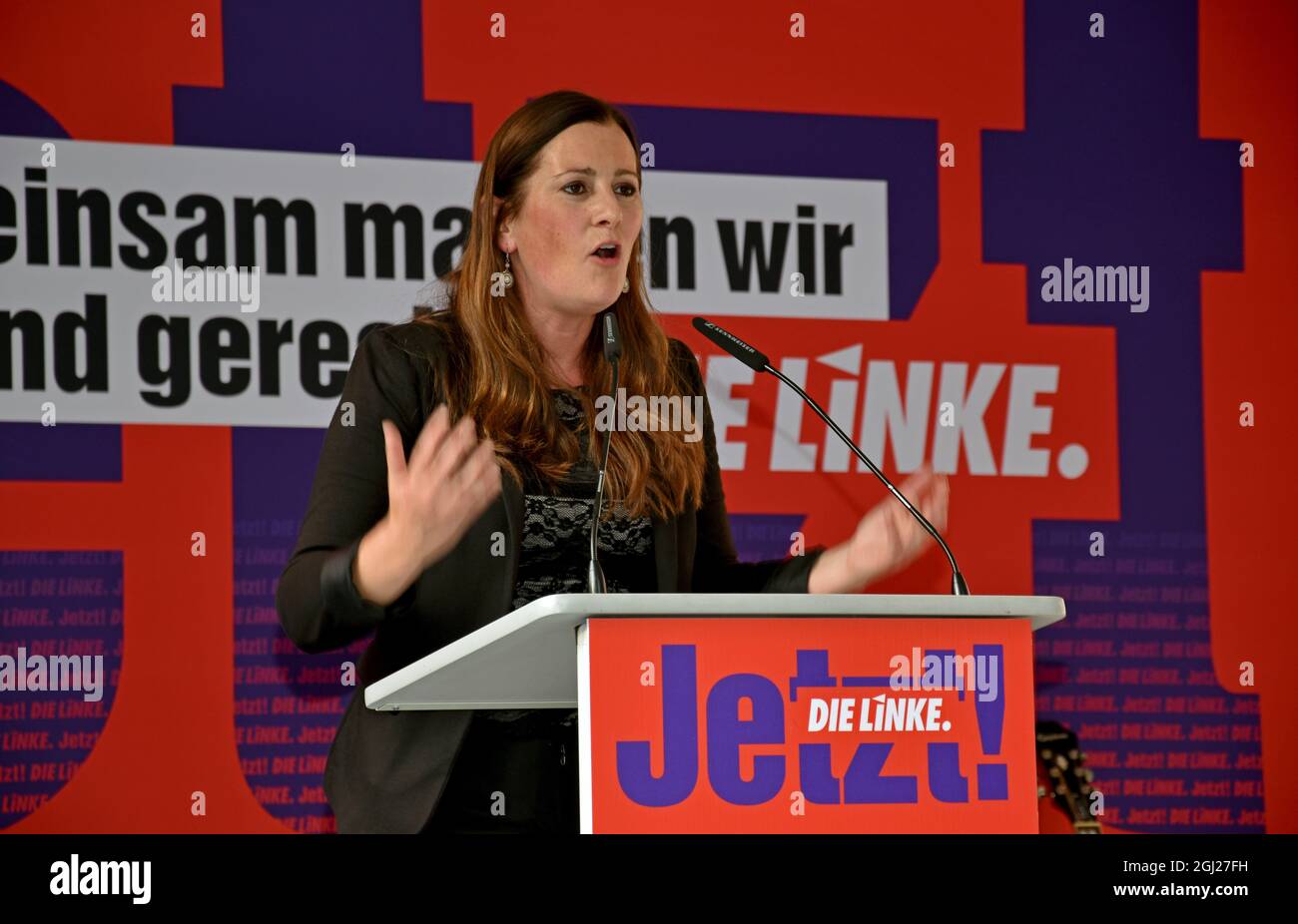 Janine wissler immagini e fotografie stock ad alta risoluzione - Alamy