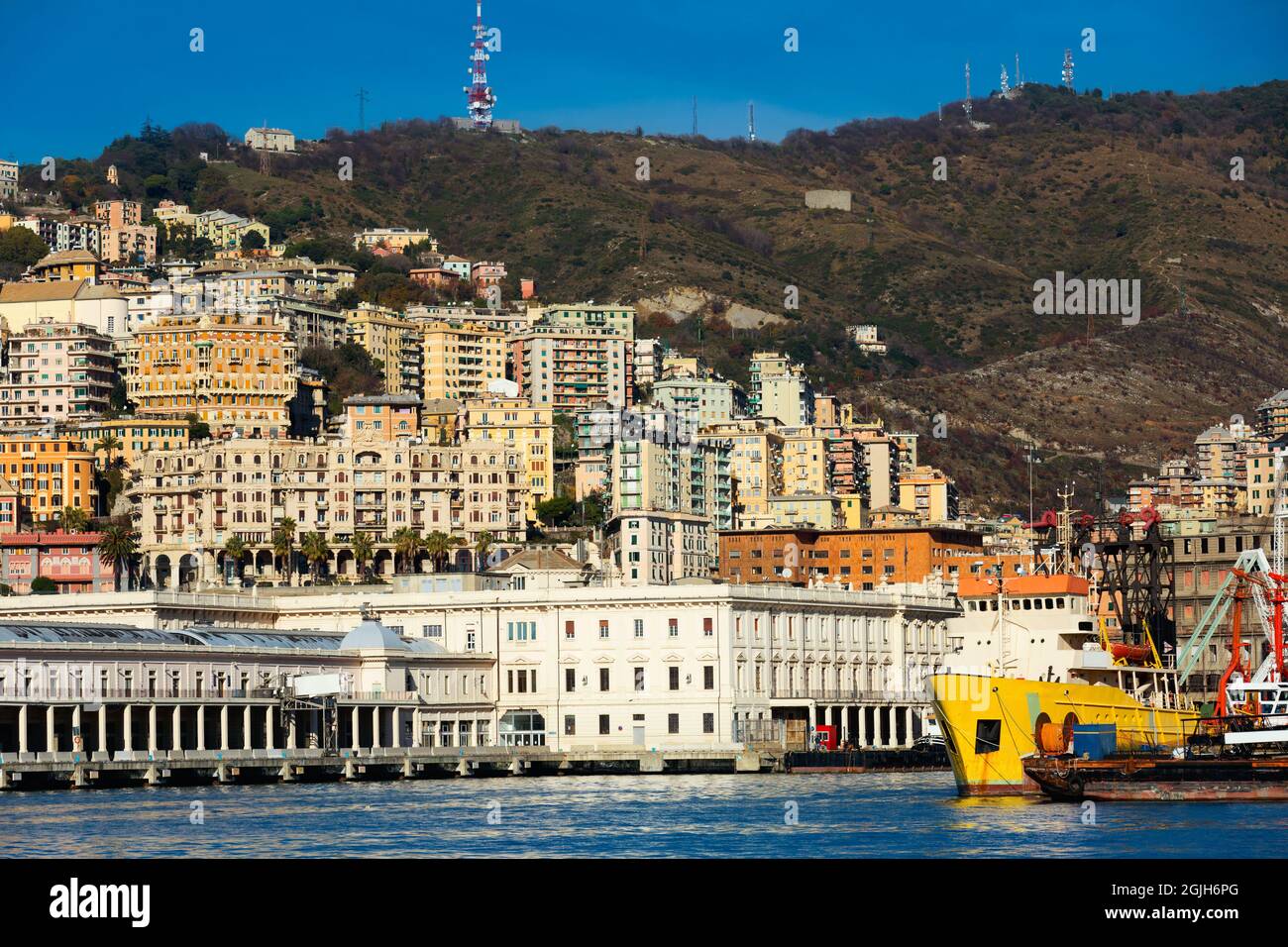 Paesaggio sul golfo di genova immagini e fotografie stock ad alta ...