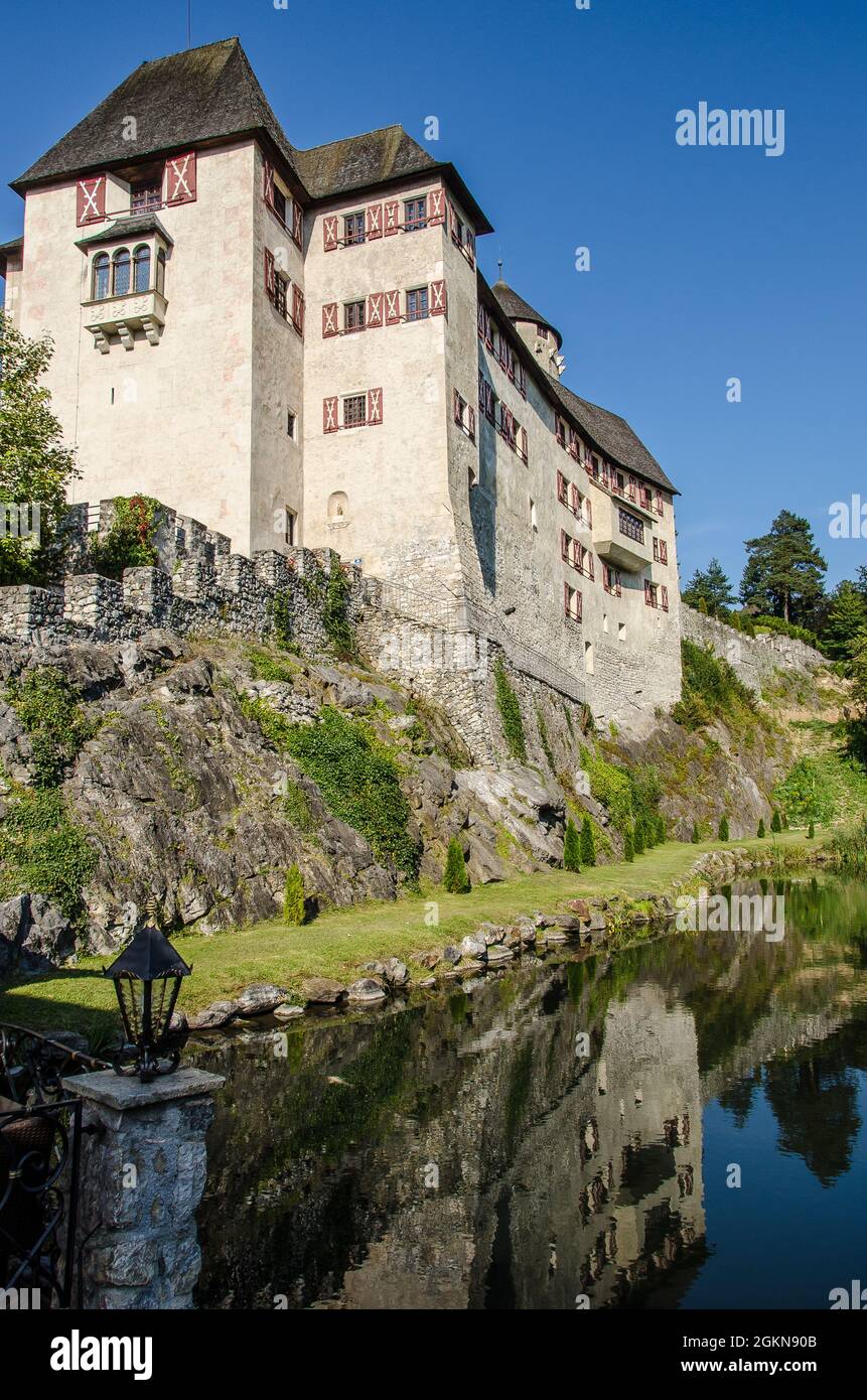 Schloss matzen un hotel di lusso immagini e fotografie stock ad alta ...