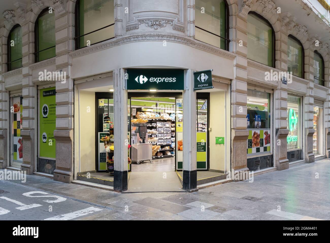 Supermercato mercato carrefour immagini e fotografie stock ad alta ...