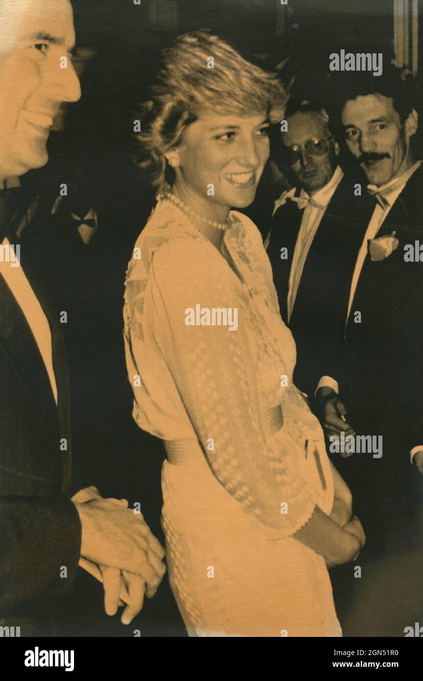 A lady diana spencer immagini e fotografie stock ad alta risoluzione ...