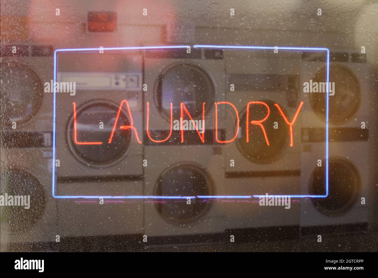 Segno di lavanderia vintage immagini e fotografie stock ad alta ...