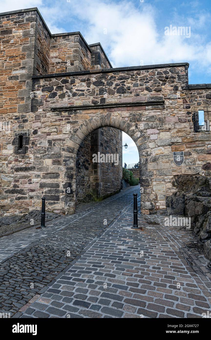 Foogs gate edinburgh castle immagini e fotografie stock ad alta ...