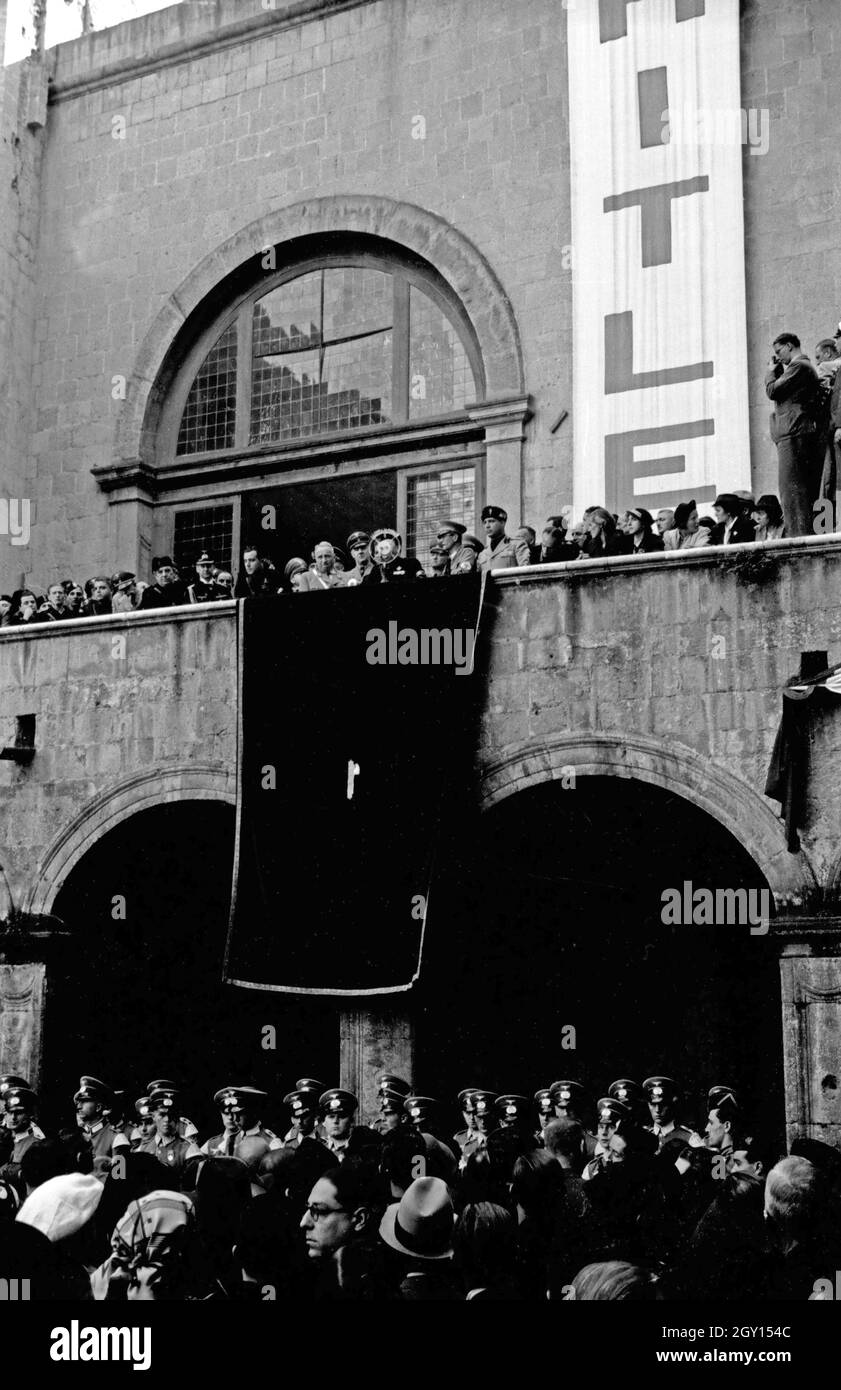 Der Reichsleiter der NSDAP und Leiter der Deutschen Arbeitsfront ...