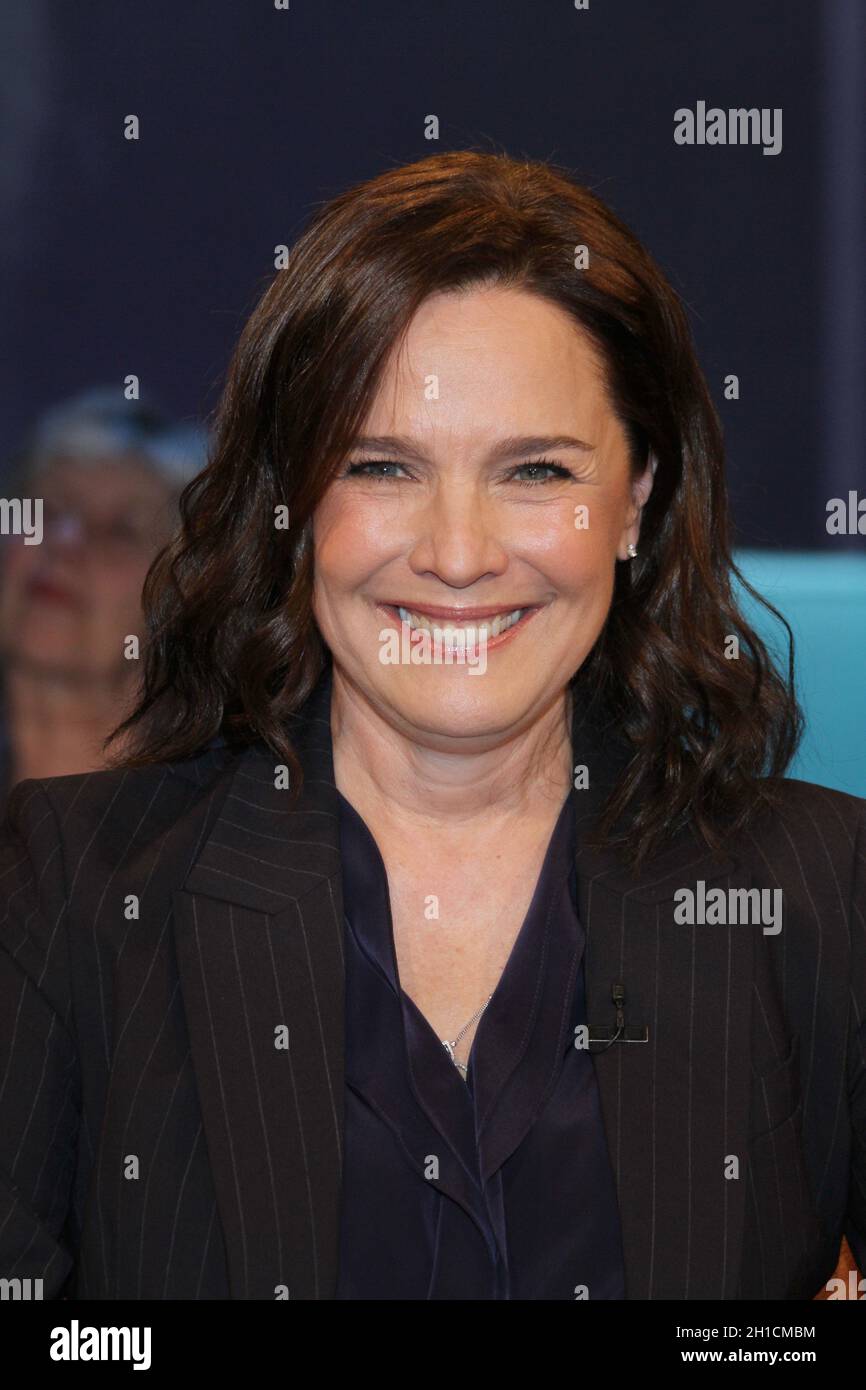 Desiree nosbusch immagini e fotografie stock ad alta risoluzione - Alamy