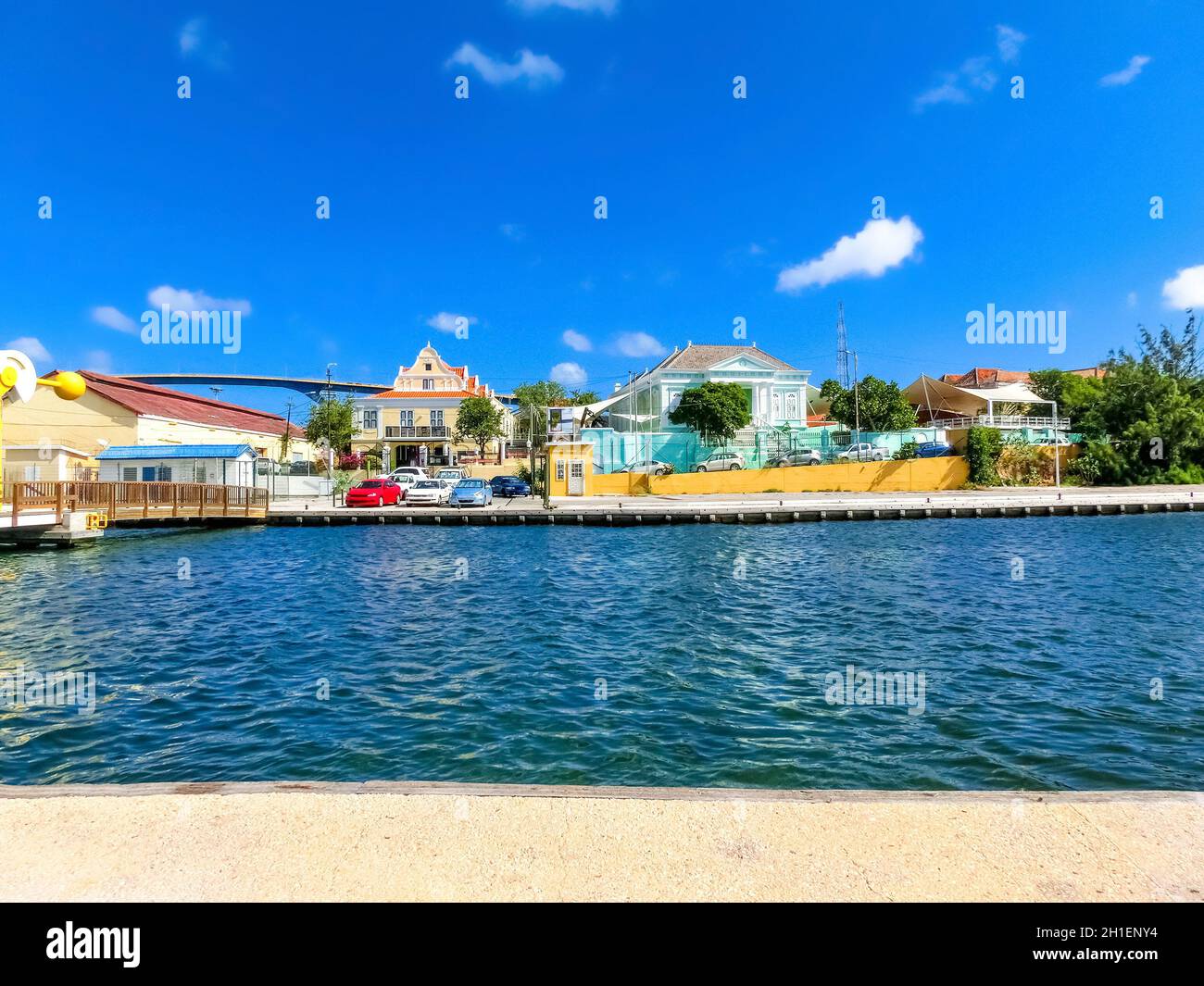 Ponte della Regina Giuliana su Curacao. L'isola di Curacao è un ...