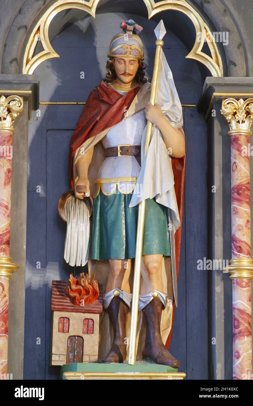 Statua religiosa st chiesa floriana immagini e fotografie stock ad alta ...