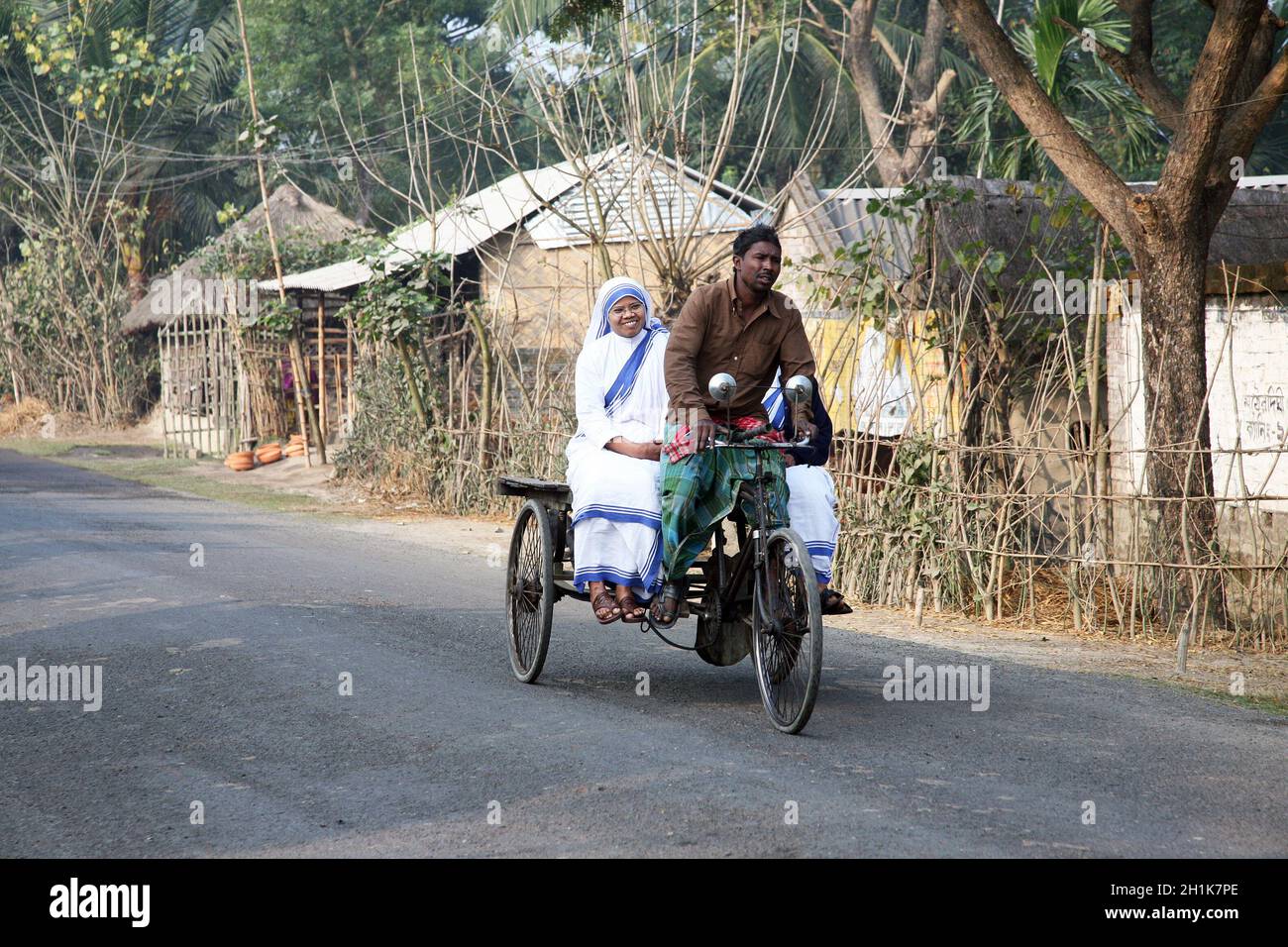 Madre teresa di calcutta con povero immagini e fotografie stock ad alta ...