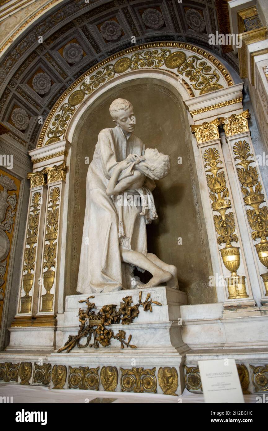 Milano. Italia. La falsa abside di Santa Maria presso San Satiro, di ...