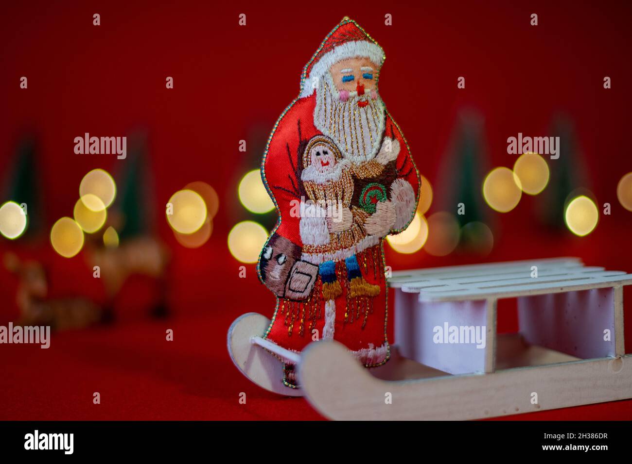 Babbo natale slitta luci immagini e fotografie stock ad alta ...