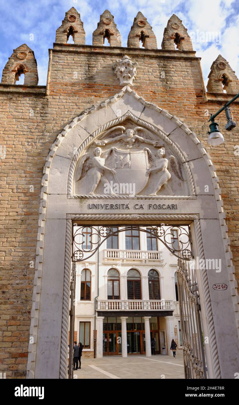 Ca foscari university of venice immagini e fotografie stock ad alta ...