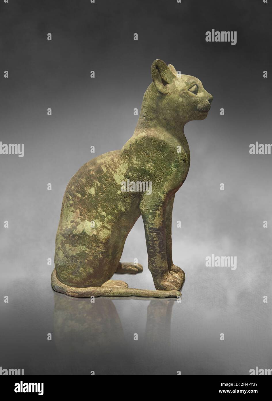 Egyptian goddess bastet immagini e fotografie stock ad alta risoluzione ...