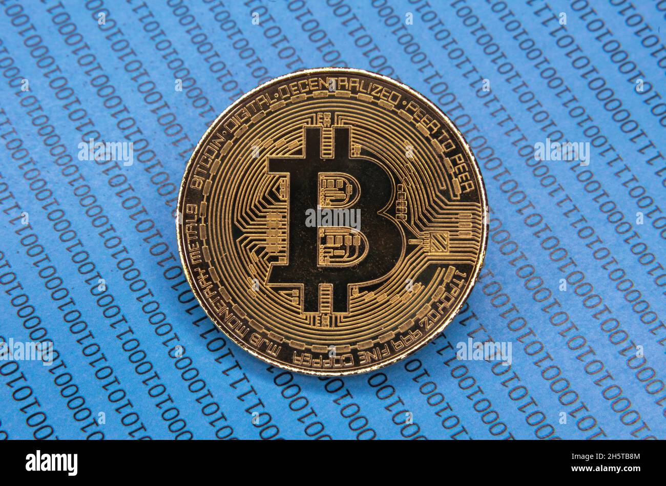 Moneta binaria immagini e fotografie stock ad alta risoluzione - Alamy