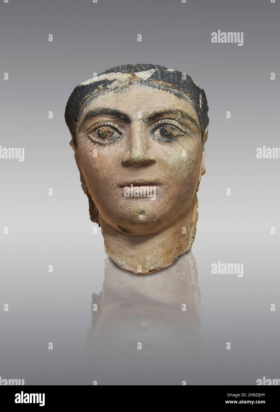 Maschera funeraria in gesso egiziano romana, 200 - 299 d.C ...