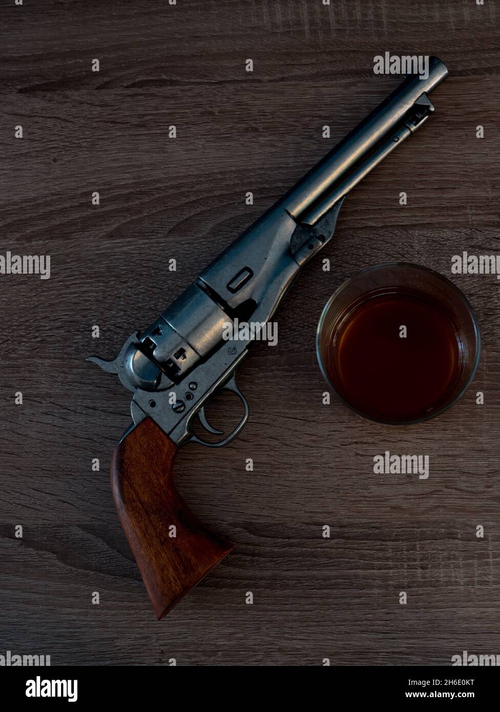 Historic revolver immagini e fotografie stock ad alta risoluzione - Alamy
