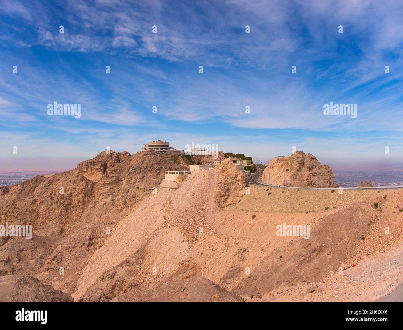 Jebel hafeet strada di montagna immagini e fotografie stock ad alta ...
