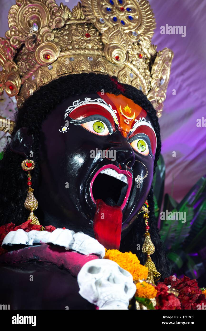Statua della dea kali mata immagini e fotografie stock ad alta ...