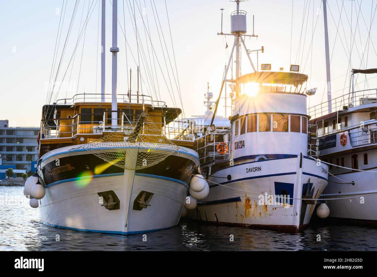 Vecchie barche classiche immagini e fotografie stock ad alta ...