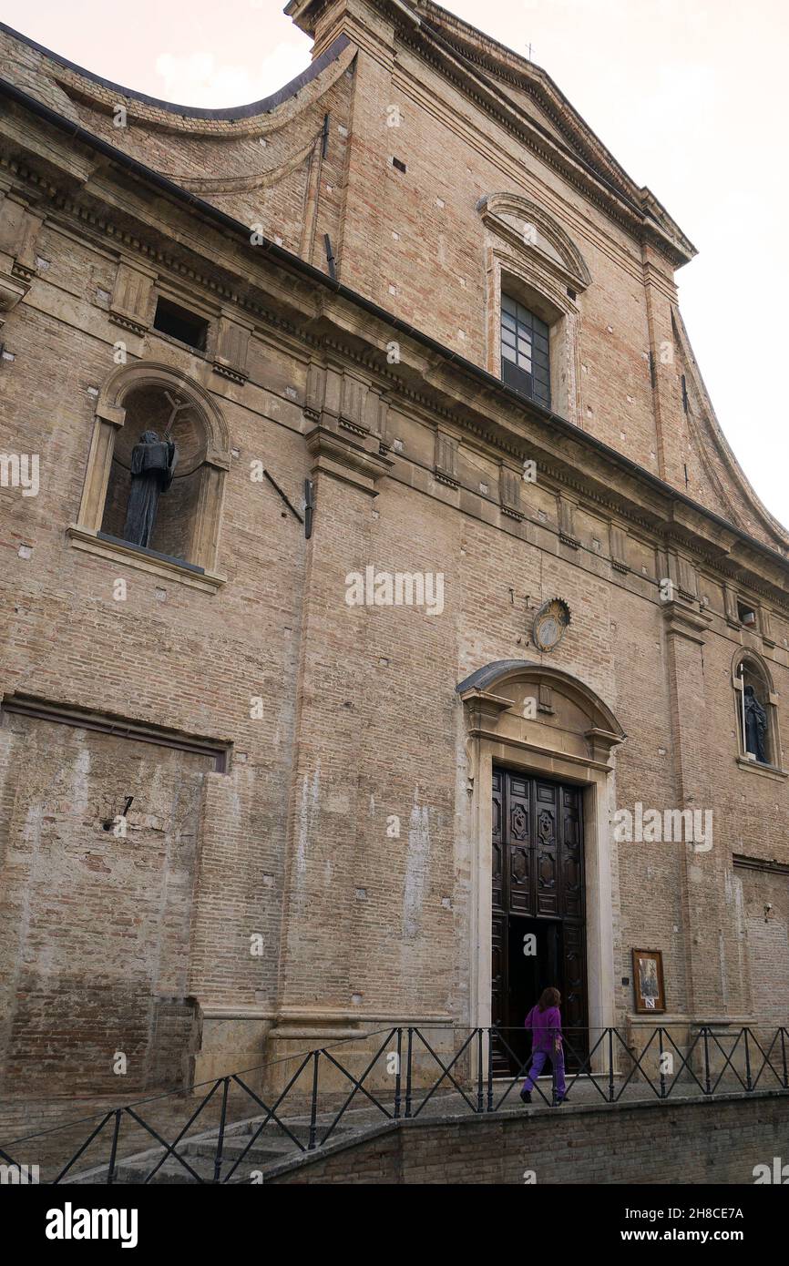 Chiesa di santa chiara immagini e fotografie stock ad alta risoluzione ...