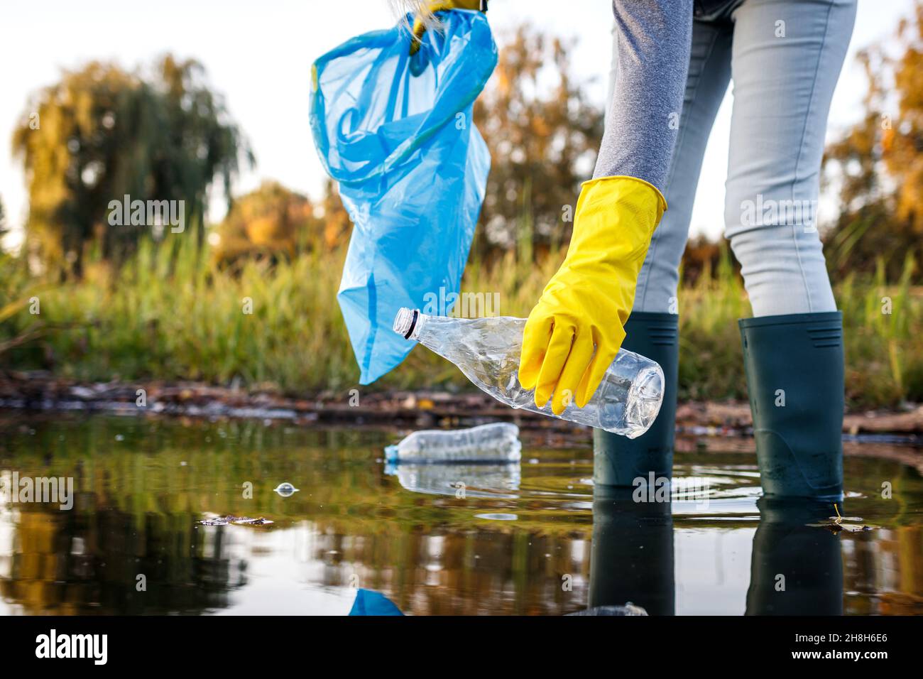 Inquinamento del fiume dell'acqua immagini e fotografie stock ad alta ...