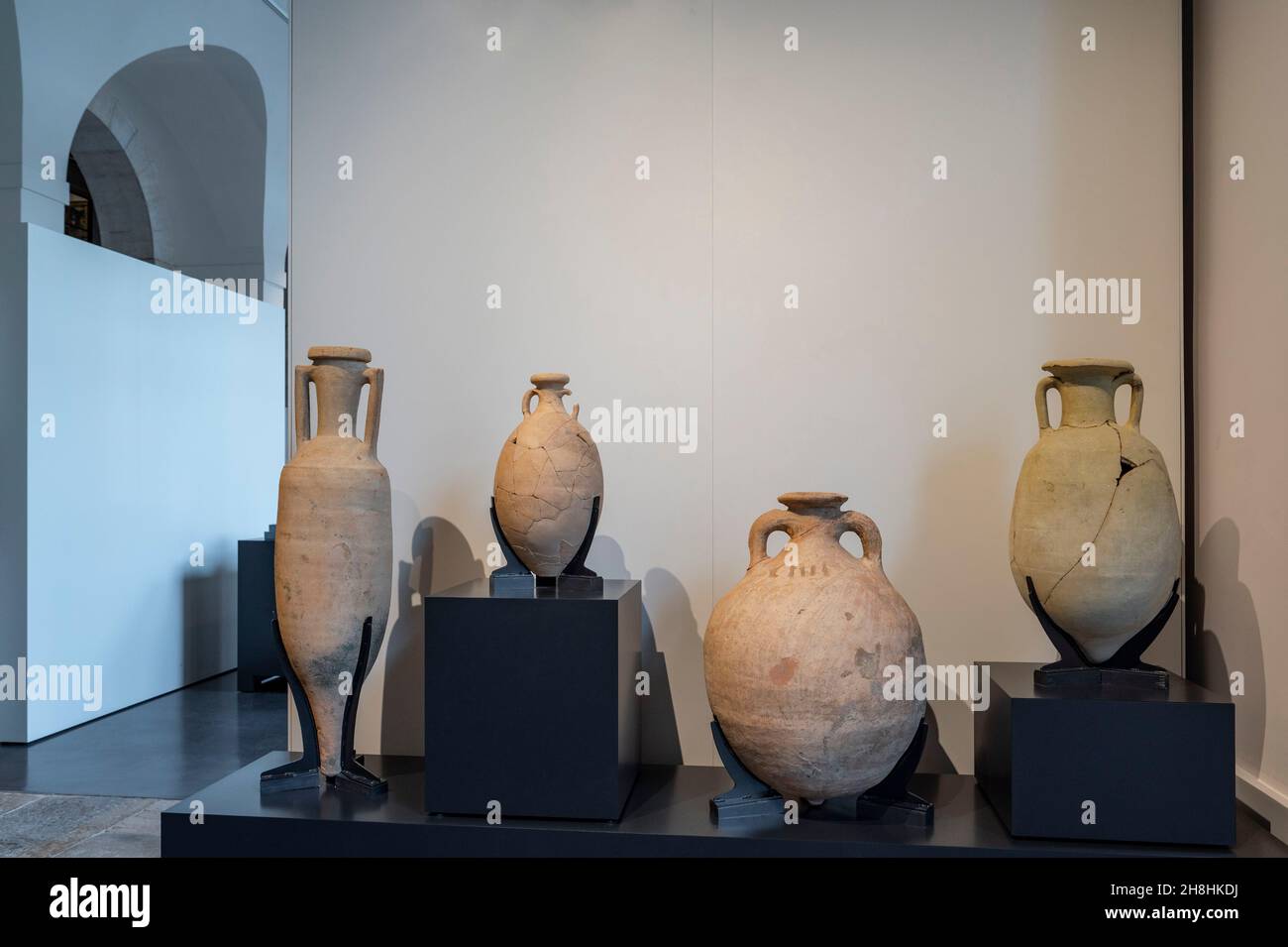 Anfore romane immagini e fotografie stock ad alta risoluzione - Alamy