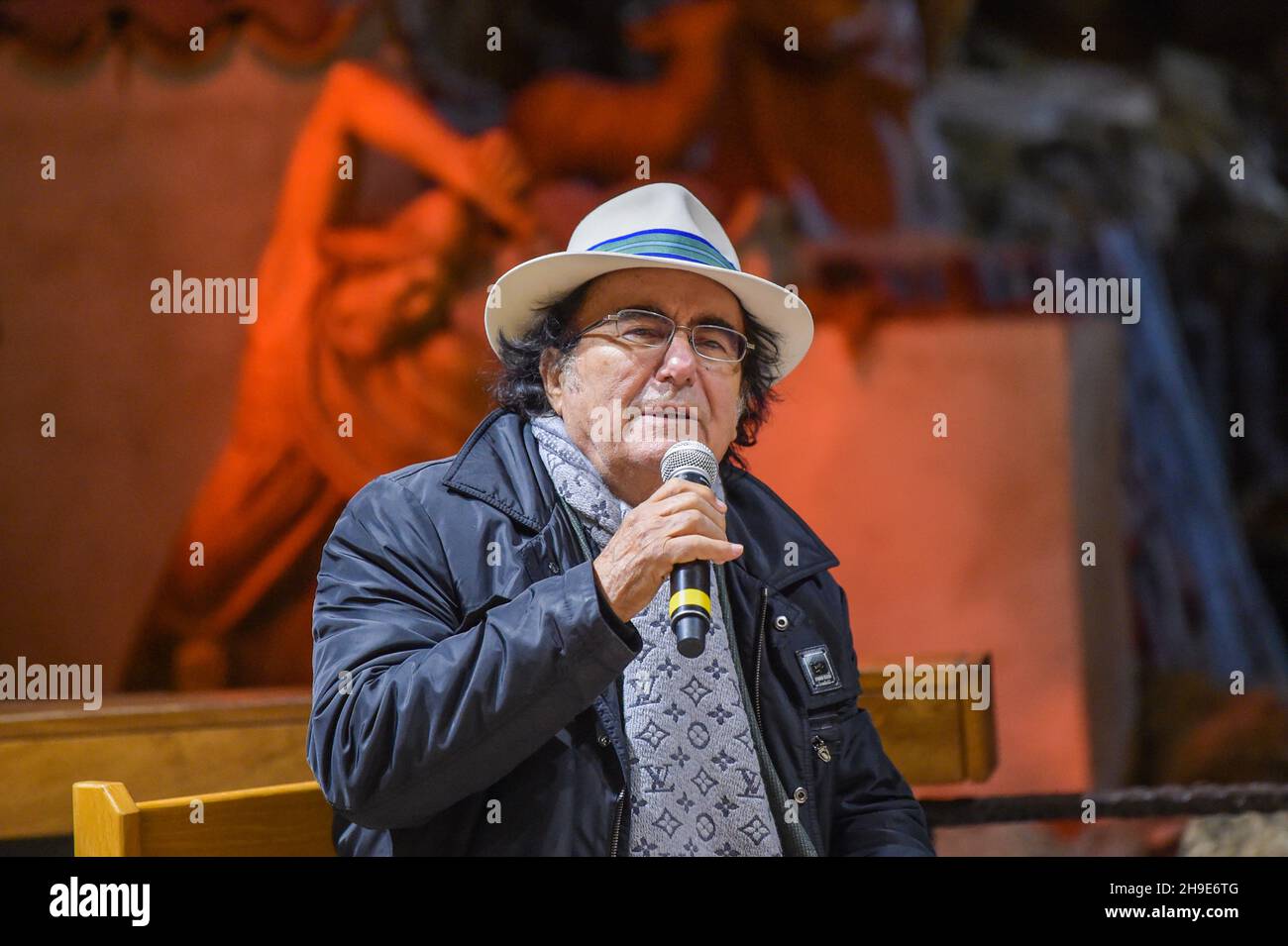 Carrisi al bano immagini e fotografie stock ad alta risoluzione - Alamy