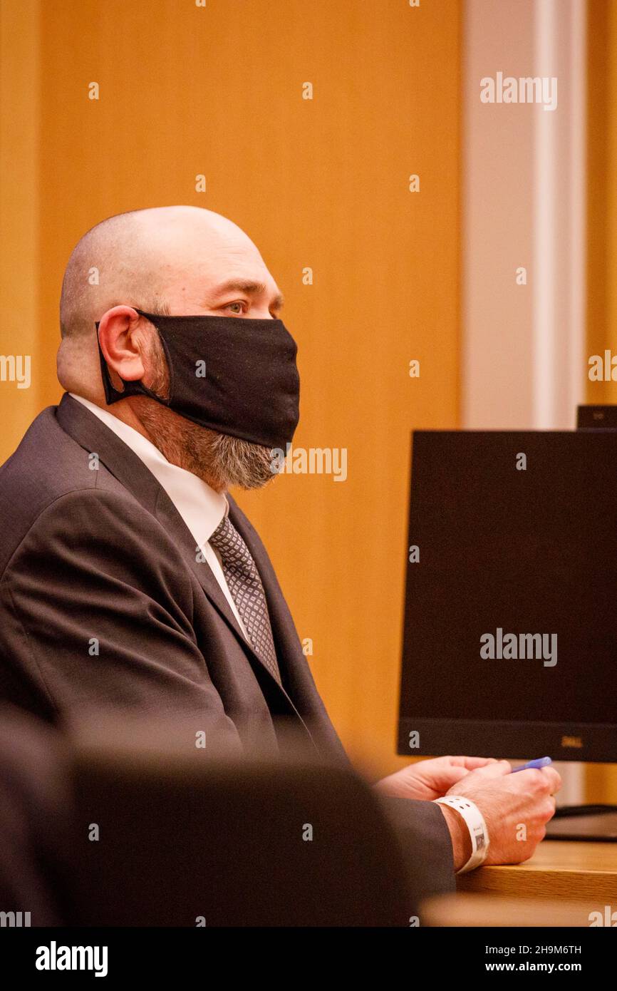 Alan Swinney accetta la responsabilità in quanto la causa civile di Meg ...