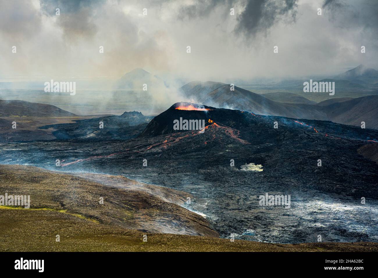 Vulcano geldingadalur immagini e fotografie stock ad alta risoluzione ...